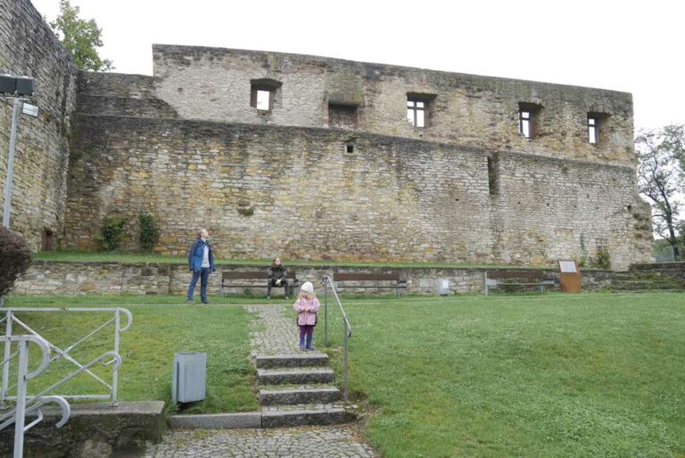 Salzderhelden: Ausflugstipp zu Heldenburg und Leinepoldern - family4travel